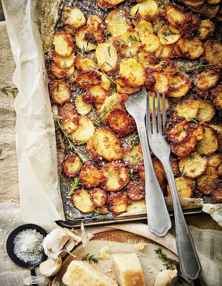 Gourmet Crisps with Garlic and Parmesan Butter