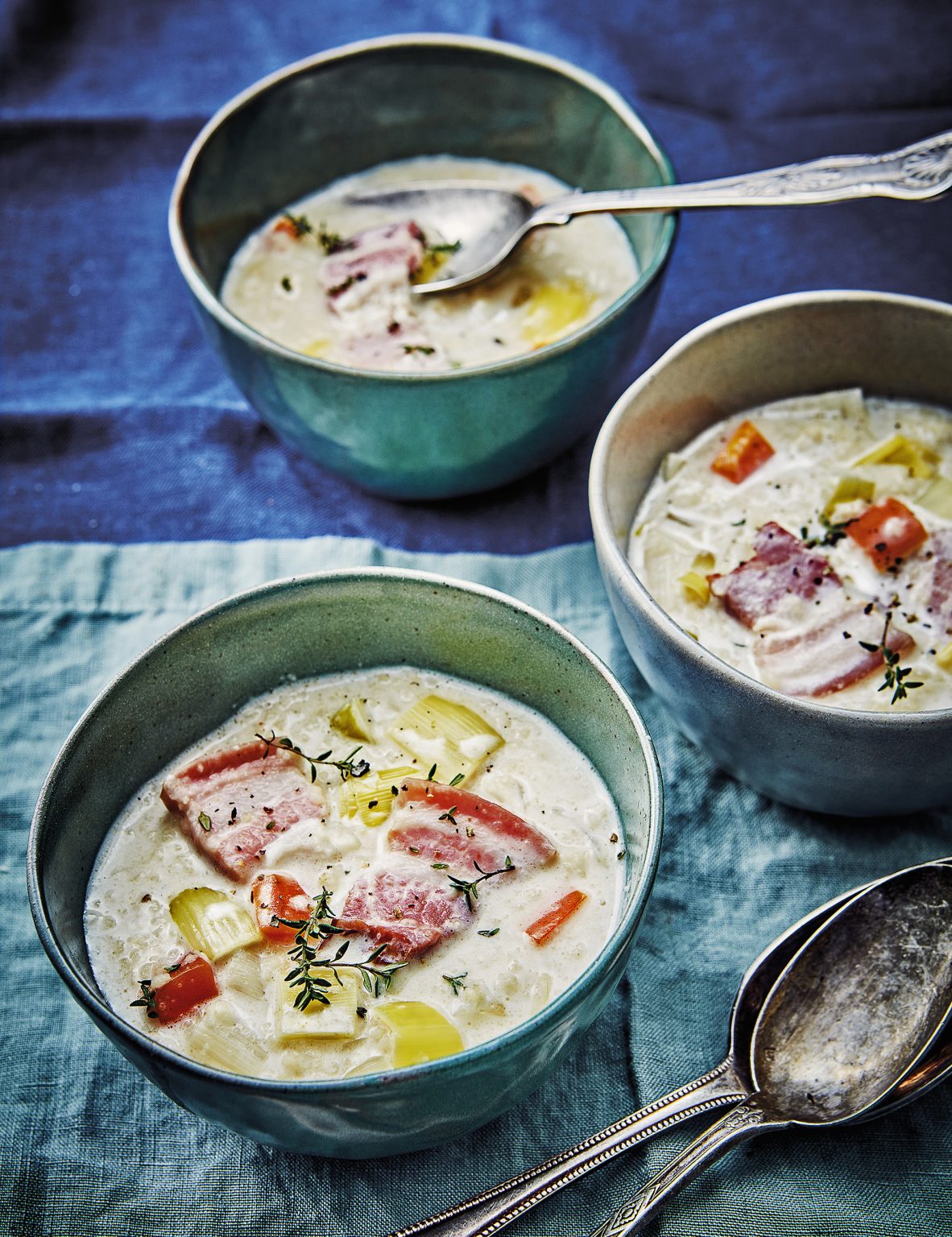 Alsatian soup with leeks and smoked bacon