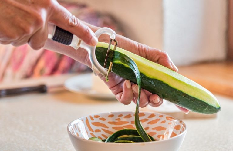 Should you keep the skin of the cucumber?